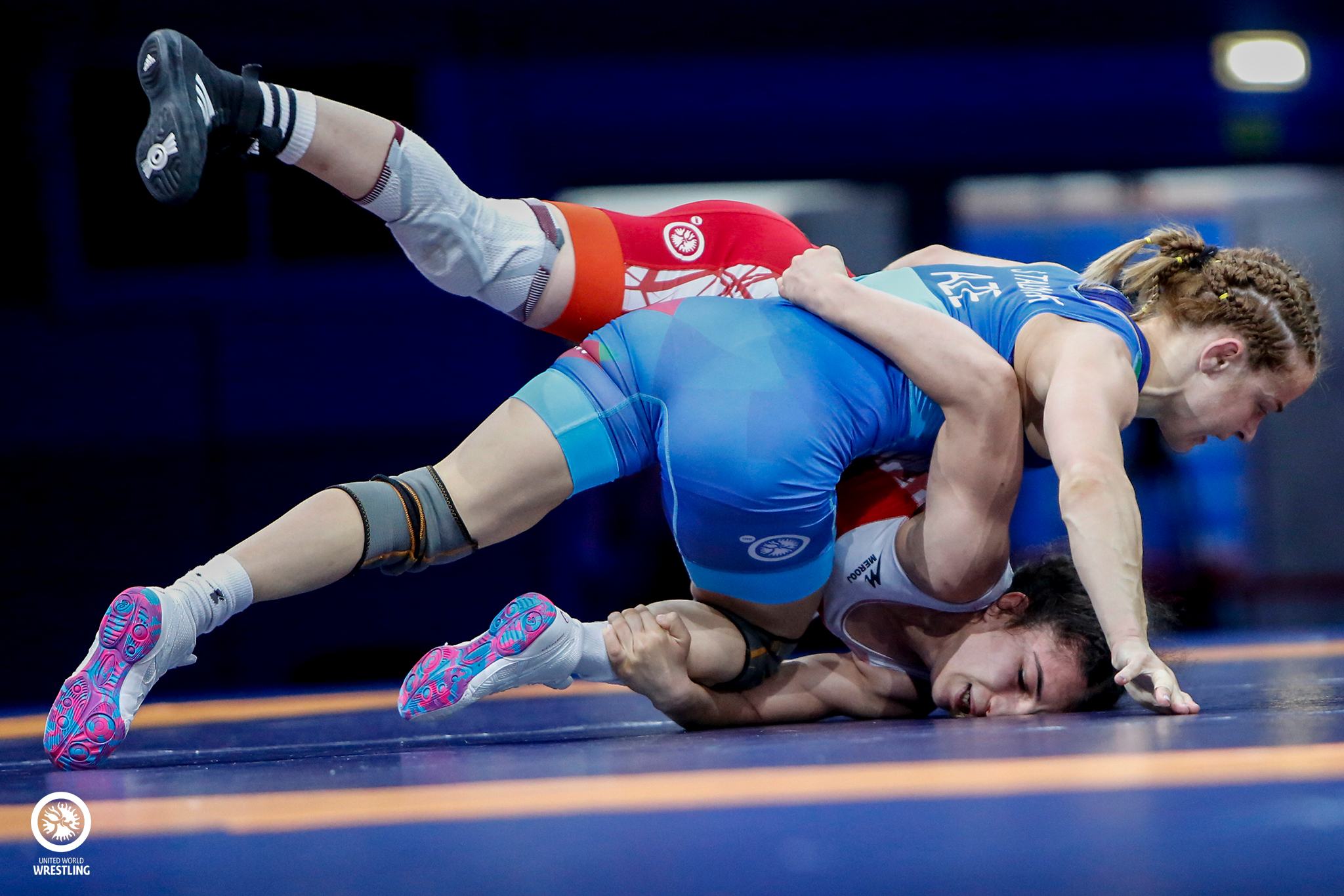 Two women on opposite ends of the weight categories will wrestle for ...
