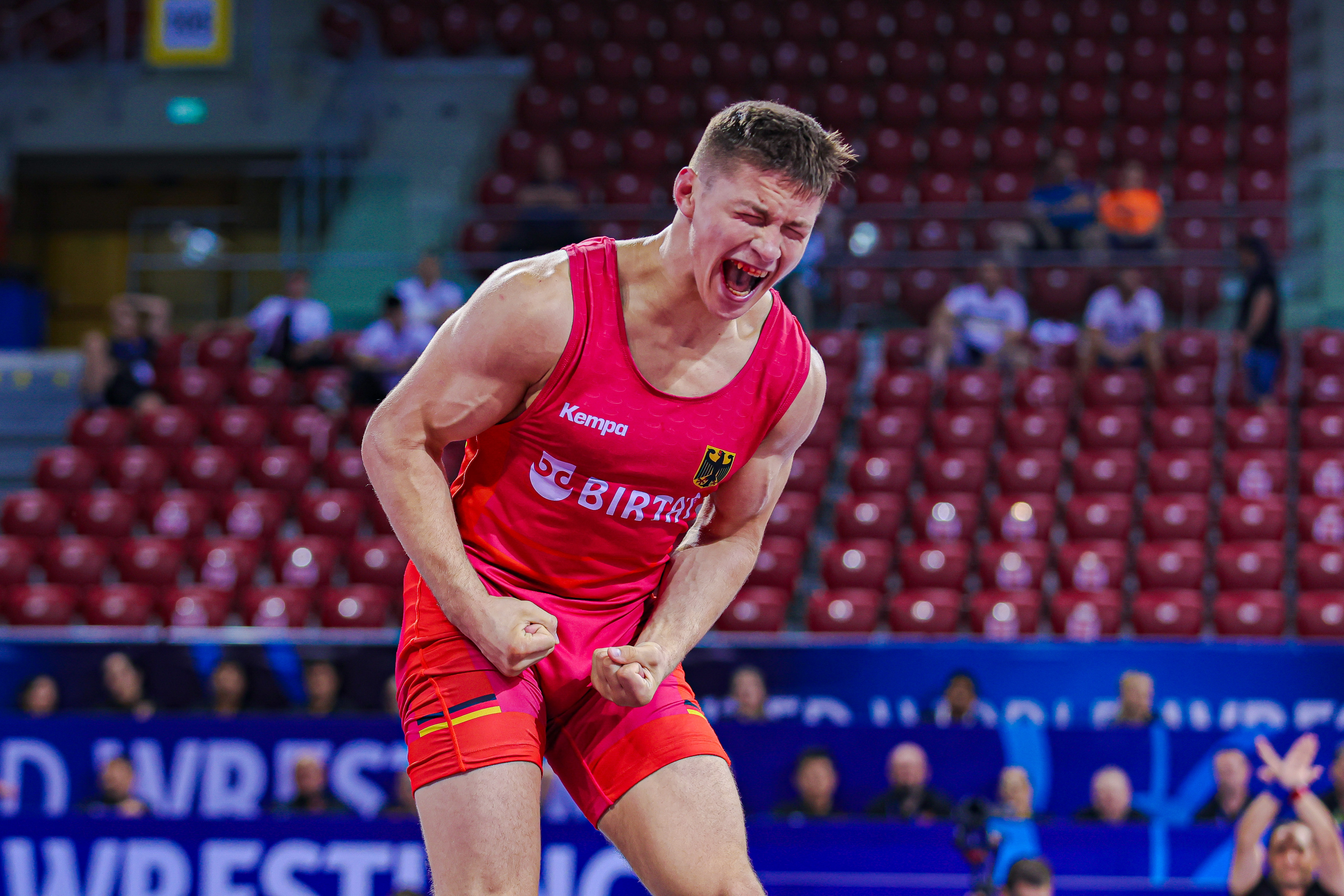 Denis NAKAEV (GER) won the 77kg gold medal bout.