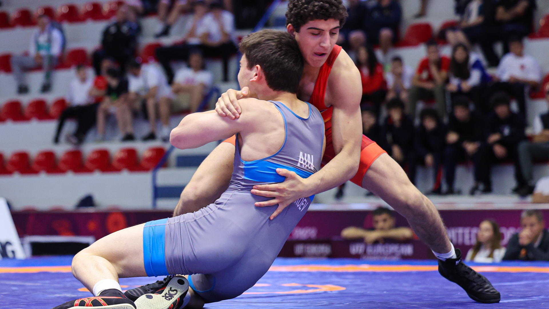 Greco-Roman action at 48kg, 55kg, 65kg, 80kg and 110kg kicks off at 11: ...