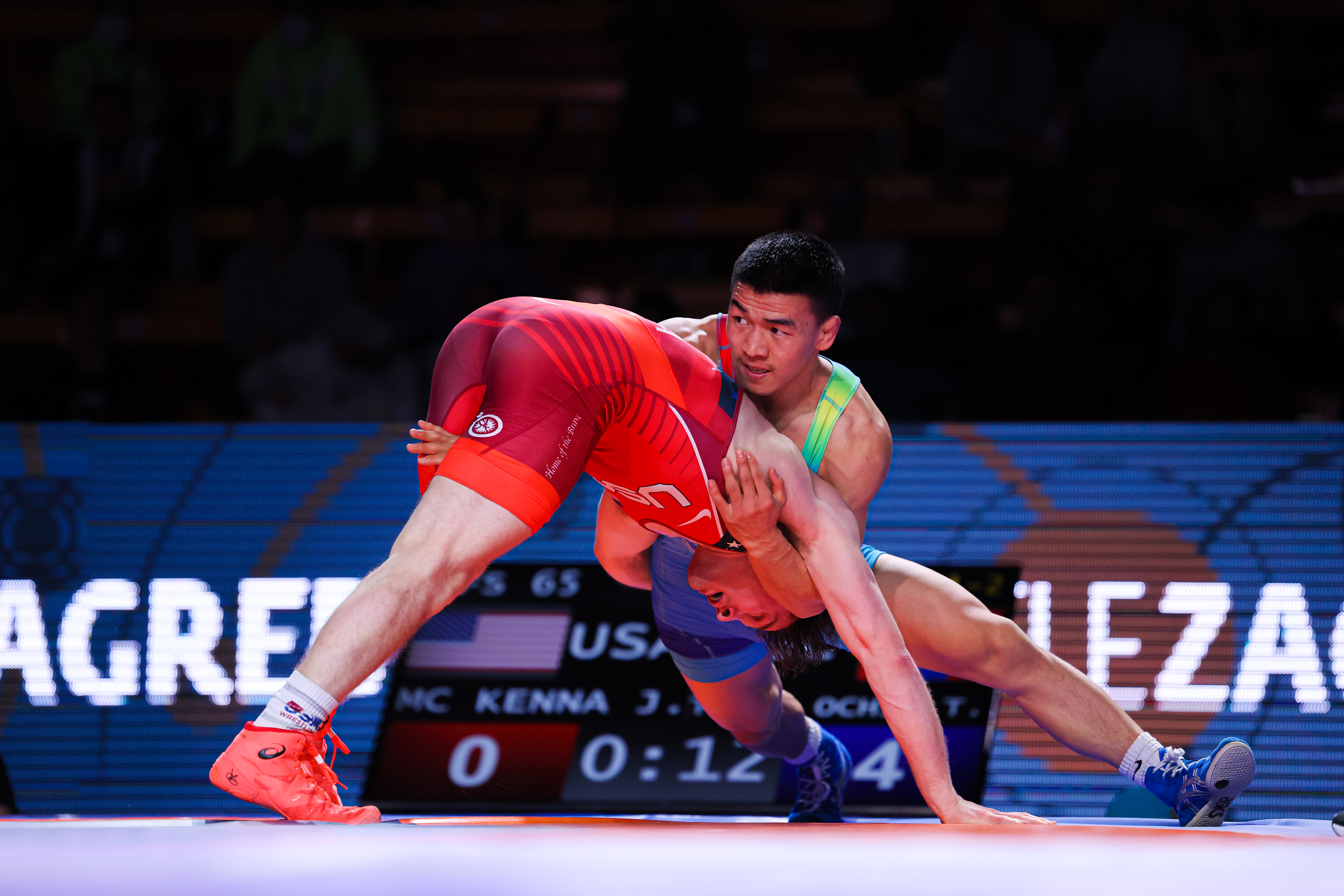 Tulga TUMUR-OCHIR (MGL) has made the underhook a lethal move in his ...