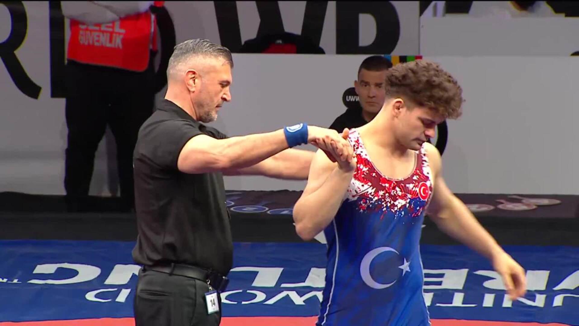 Boris MAKOEV (SVK) vs. Osman GOCEN (TUR) | 2024 World OG Qualifier ...