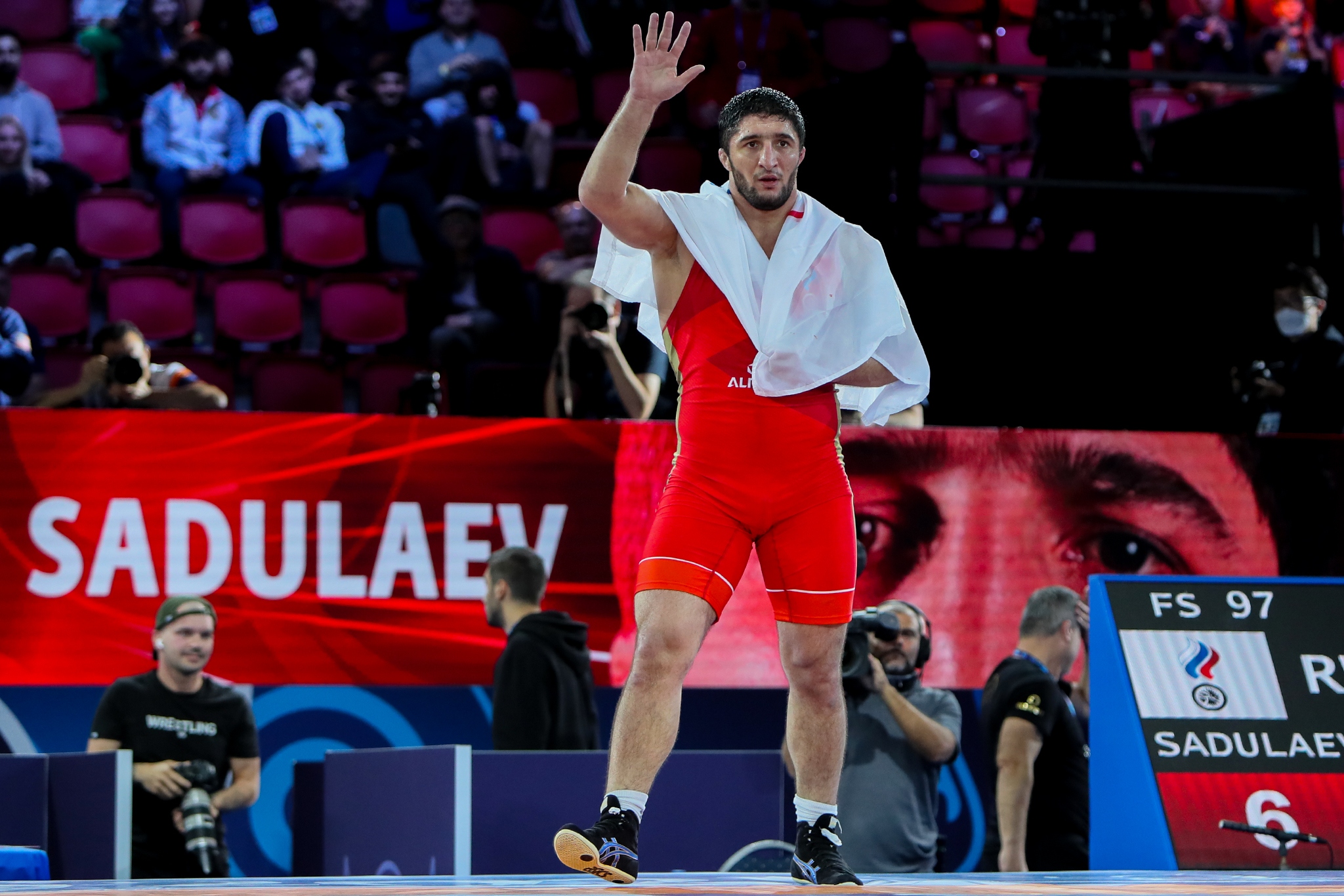 Abdulrashid SADULAEV (RWF) defeated Kyle SNYDER (USA) for the third ...