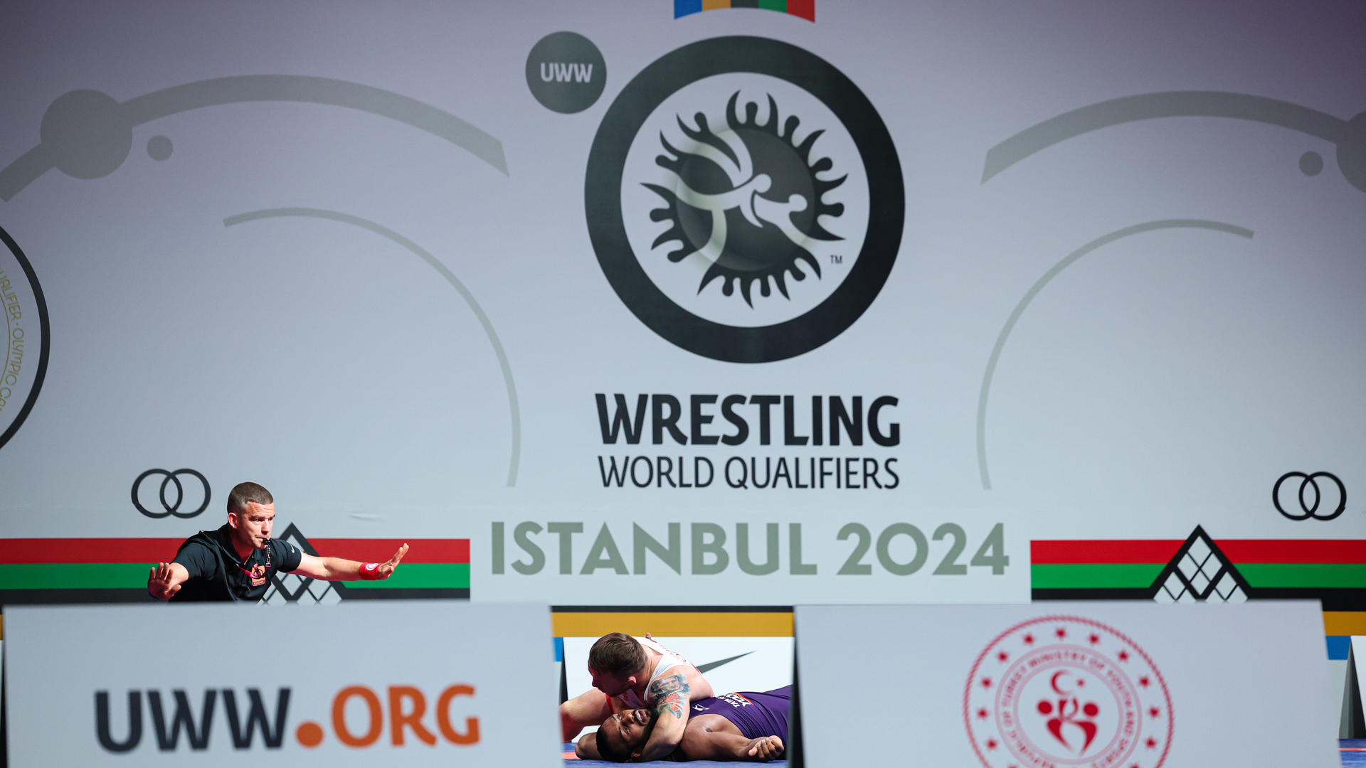 Wrestling, Wrestling Live, Live UWW Wrestling, Wrestling News, Paris ...