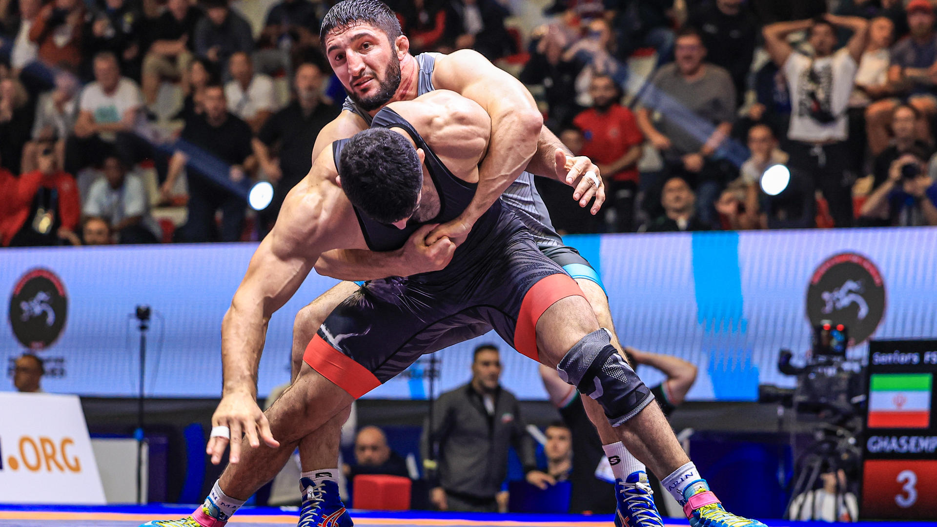 World Championships: Sadulaev tops two world champs en route 92kg final