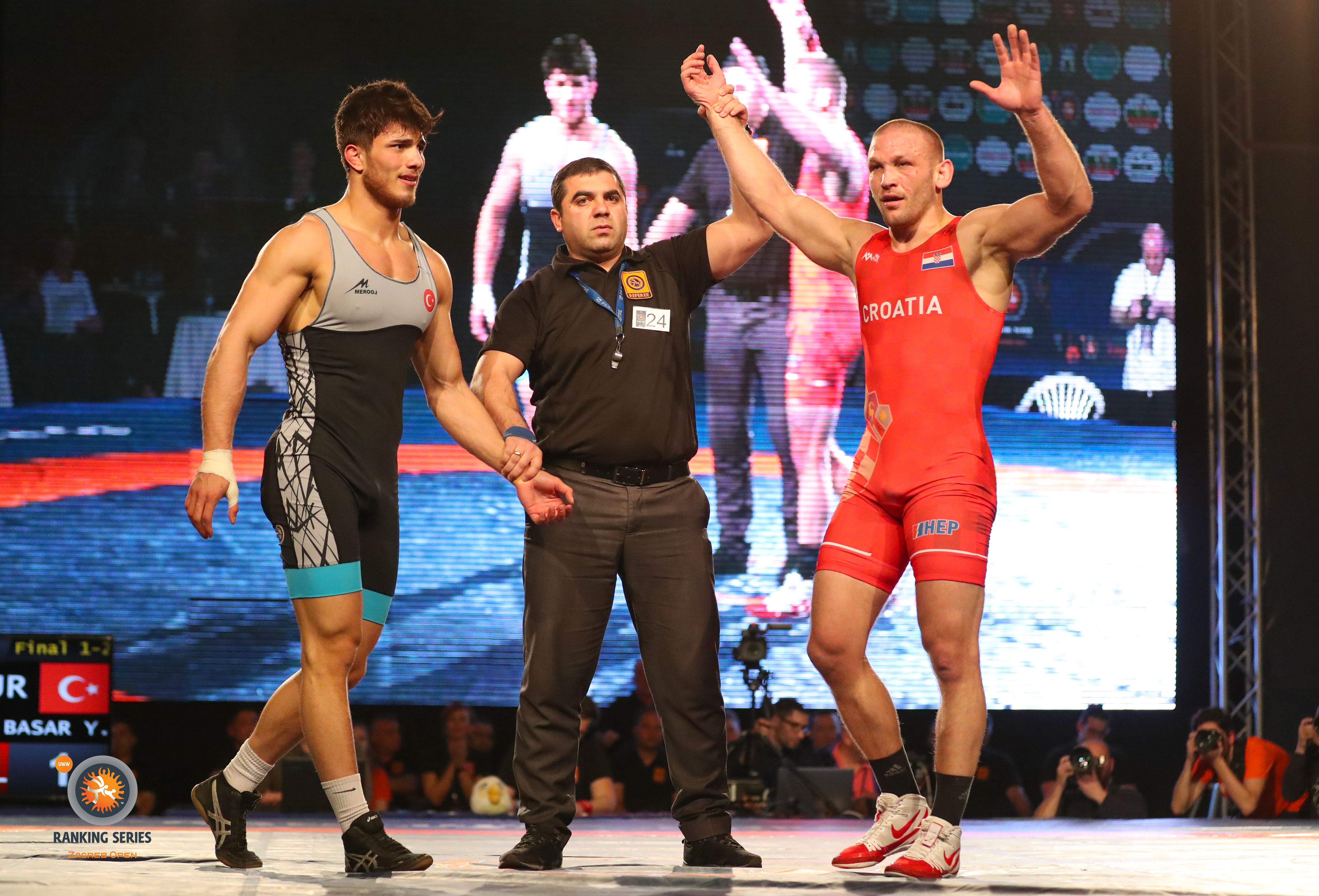 Bozo STARCEVIC used a 2-1 come-from-behind win to soar to his fifth ...