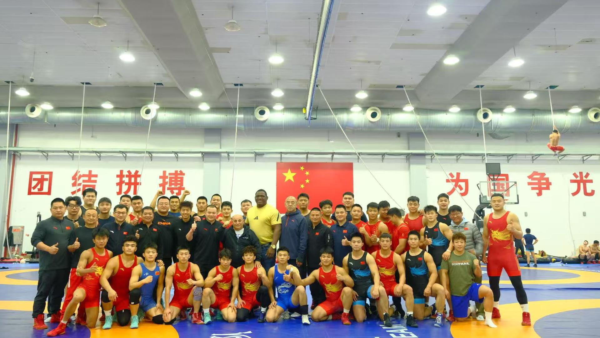 Five-Time Olympic Champ Lopez Joins China as Greco Coach