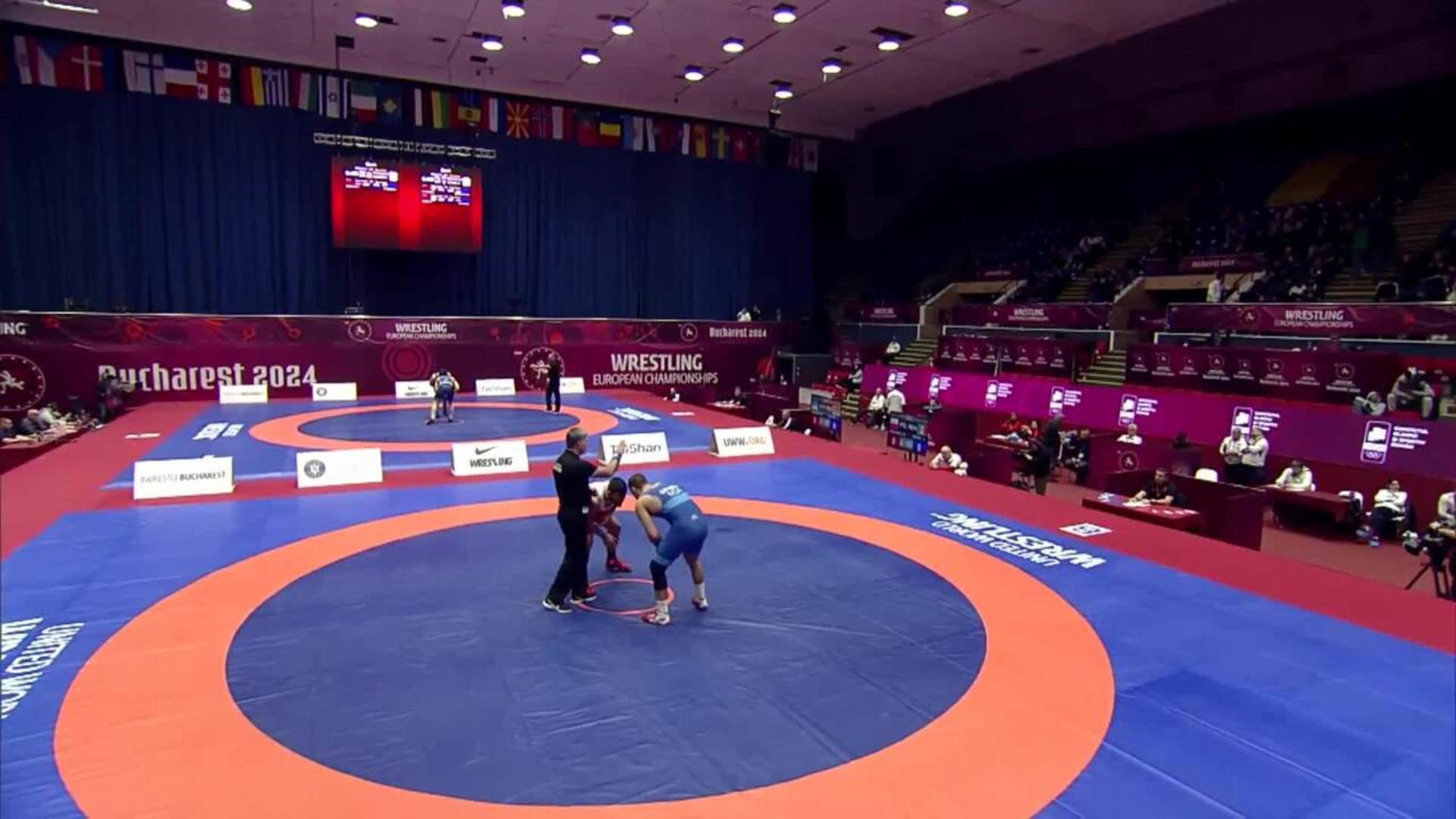Michal Jan BIELAWSKI (POL) vs. Andrian GROSUL (MDA) | 2024 Seniors ...