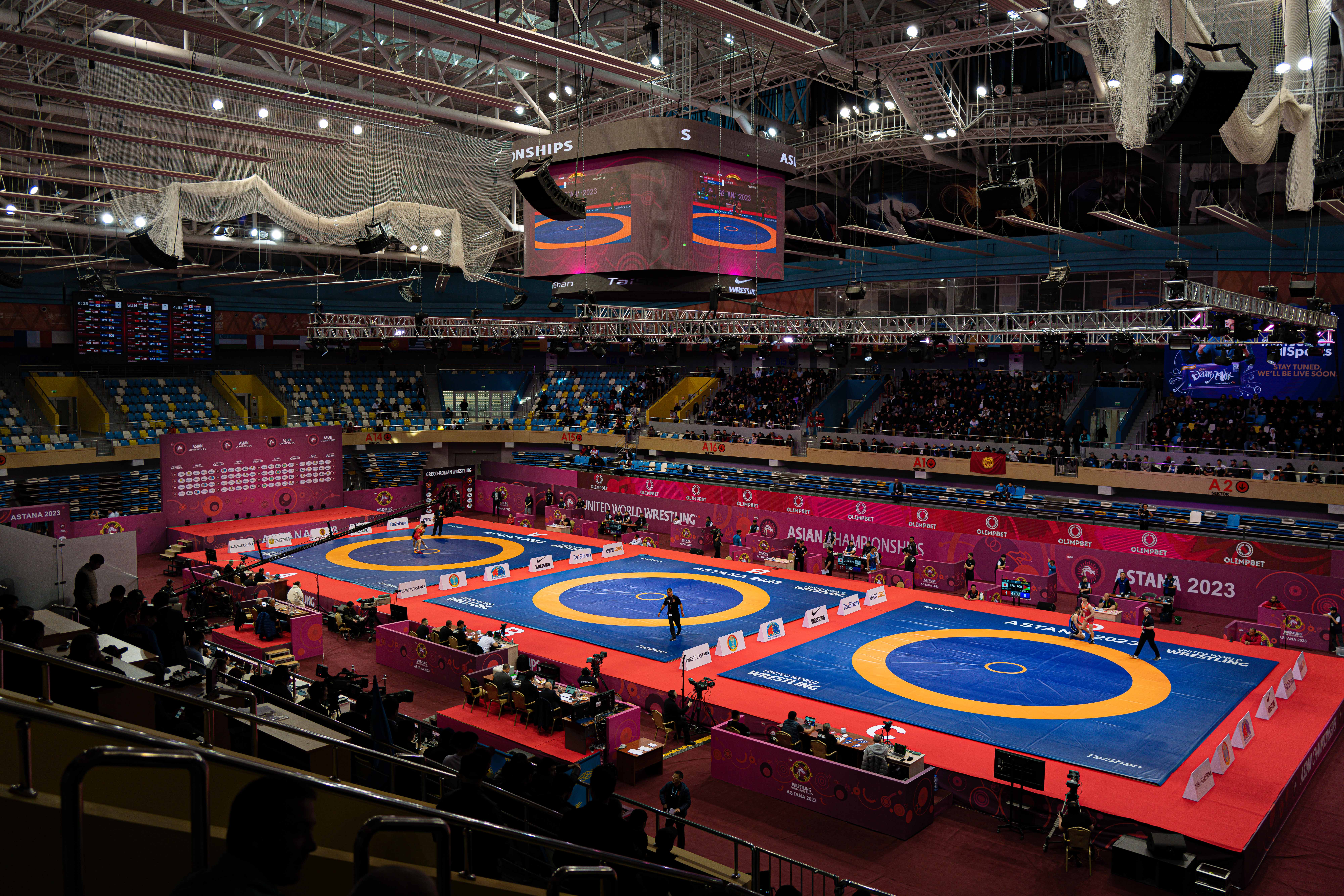 Live updates from day two of the Asian Championships in Astana, Kazakhstan.
