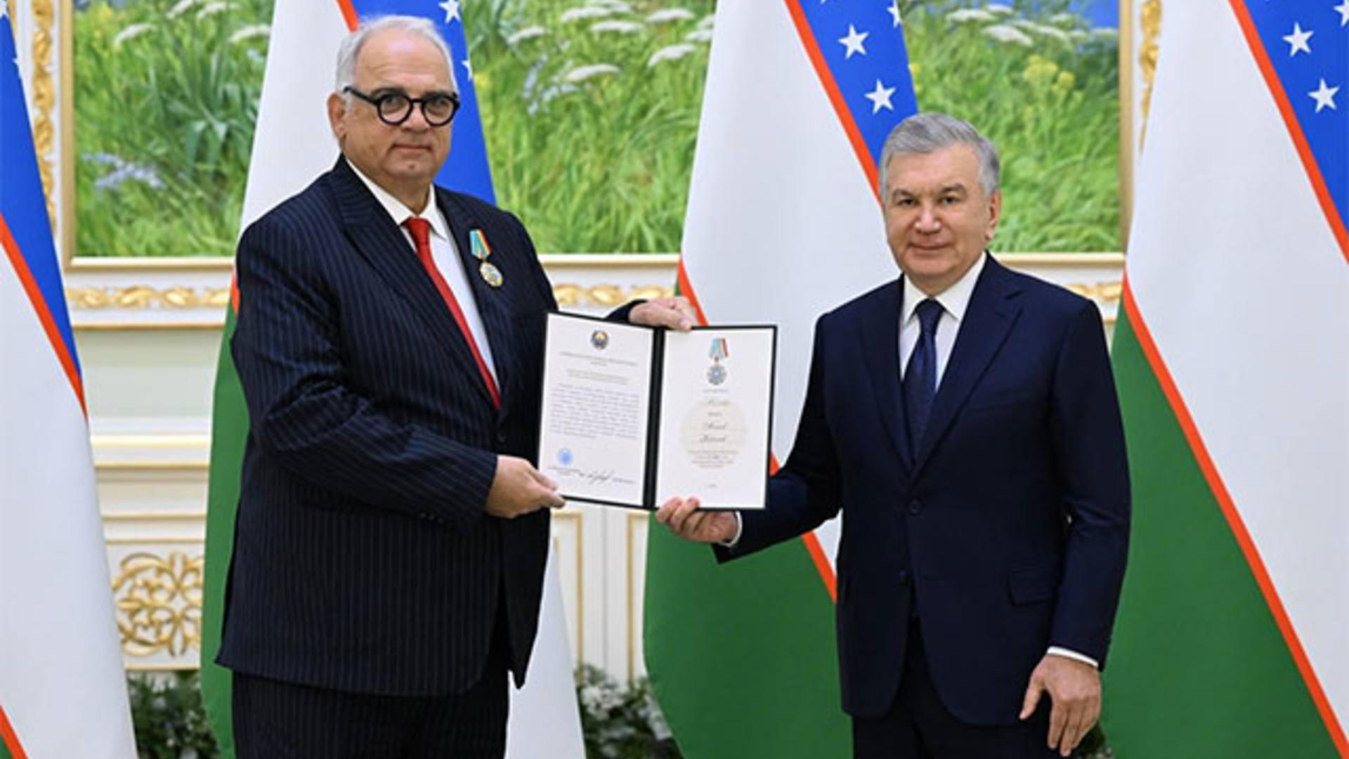 UWW President Lalovic awarded 'Dustlik' Order by Uzbekistan