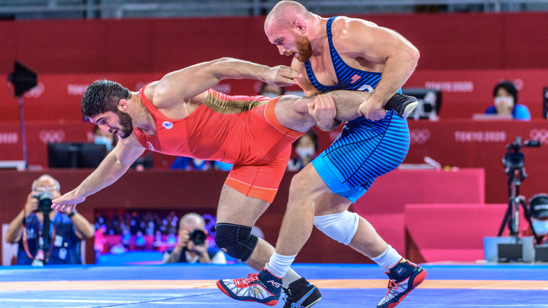 Abdulrashid Sadulaev defeated Kyle Snyder in the 97kg Olympic final.