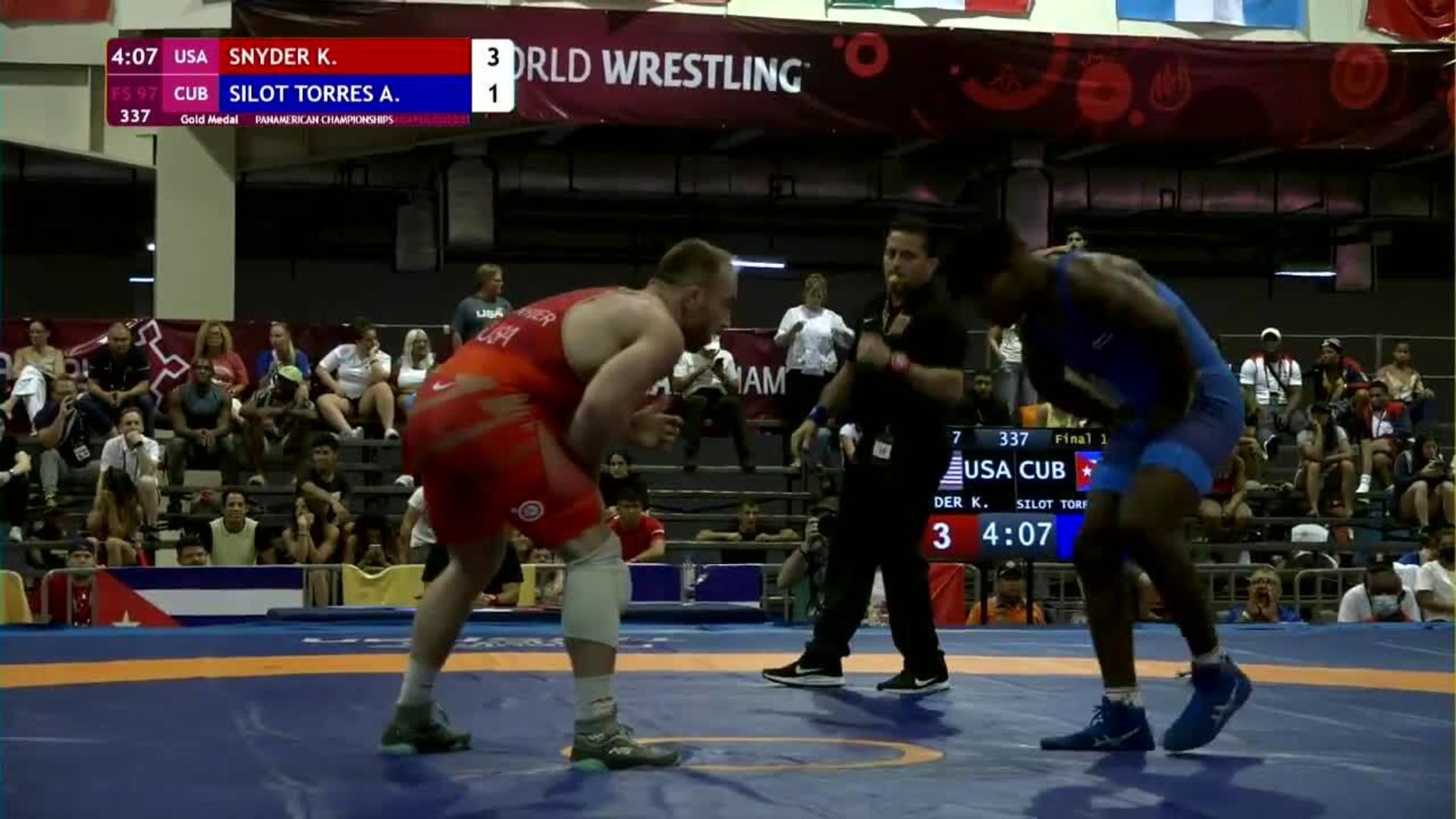 GOLD FS - 97 kg: K. SNYDER (USA) v. A. SILOT TORRES (CUB)